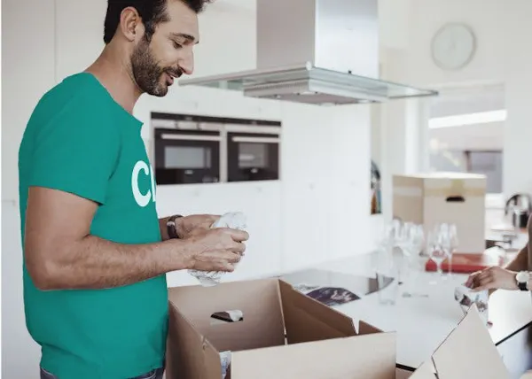 Clutter | Moving & Storage